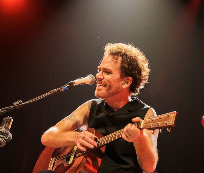 Deckdisc | Nando Reis disponibiliza versão de “All Star” do novo álbum
